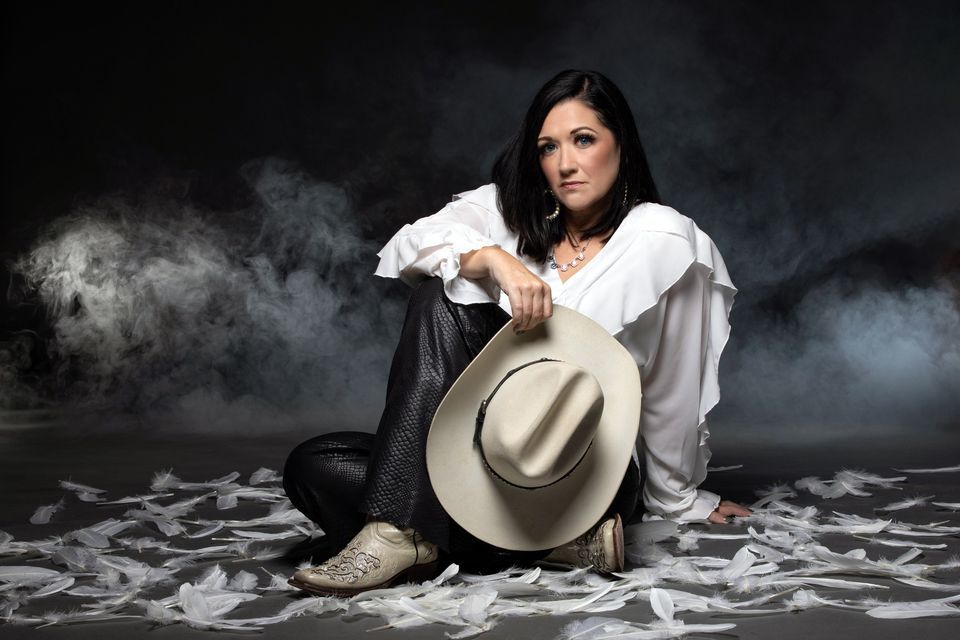 Neon Moon - Full Band, Neon Moon Restaurant & Club, Yantis, 18 November ...