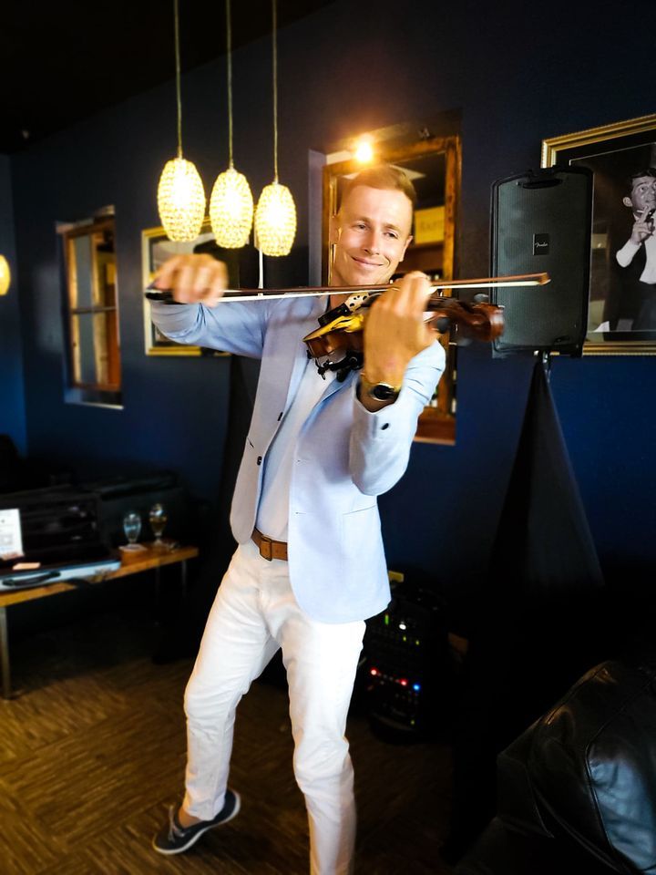 Cal Morris @ Brix 33, Brix 33, New Port Richey, 26 January 2024 | AllEvents