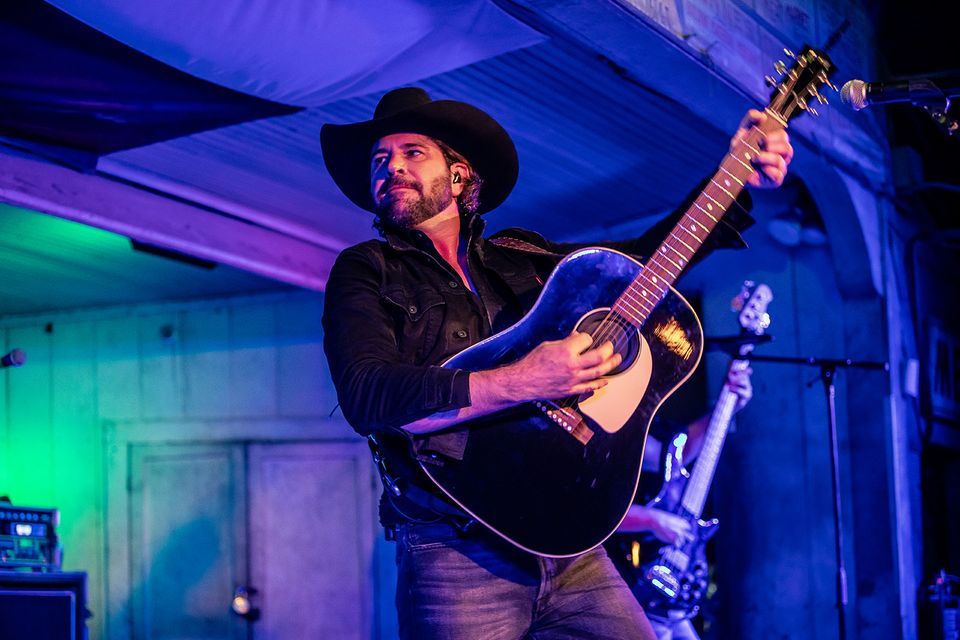Jon Wolfe LIVE at The Tailgate, 4401 N Big Spring St, Midland, TX 79705 ...