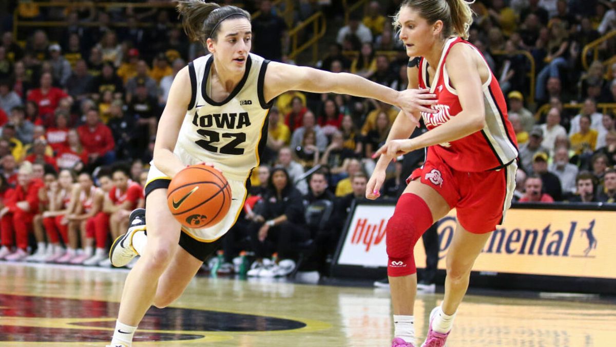 Ohio State Buckeyes at Iowa Hawkeyes Womens Basketball, Carver-Hawkeye ...