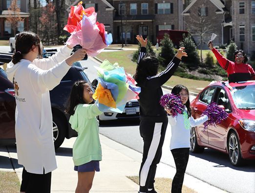 High School Graduation Parade, Crystal Falls Community, Leander, 30 May ...