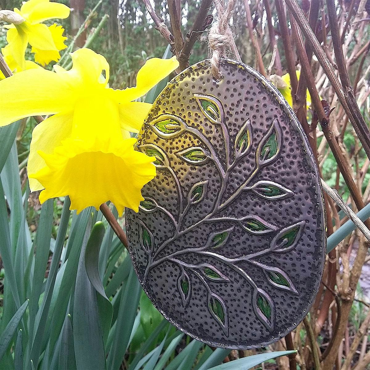 Metal embossed Easter egg ornament craft workshop, Crafts for Wellbeing ...