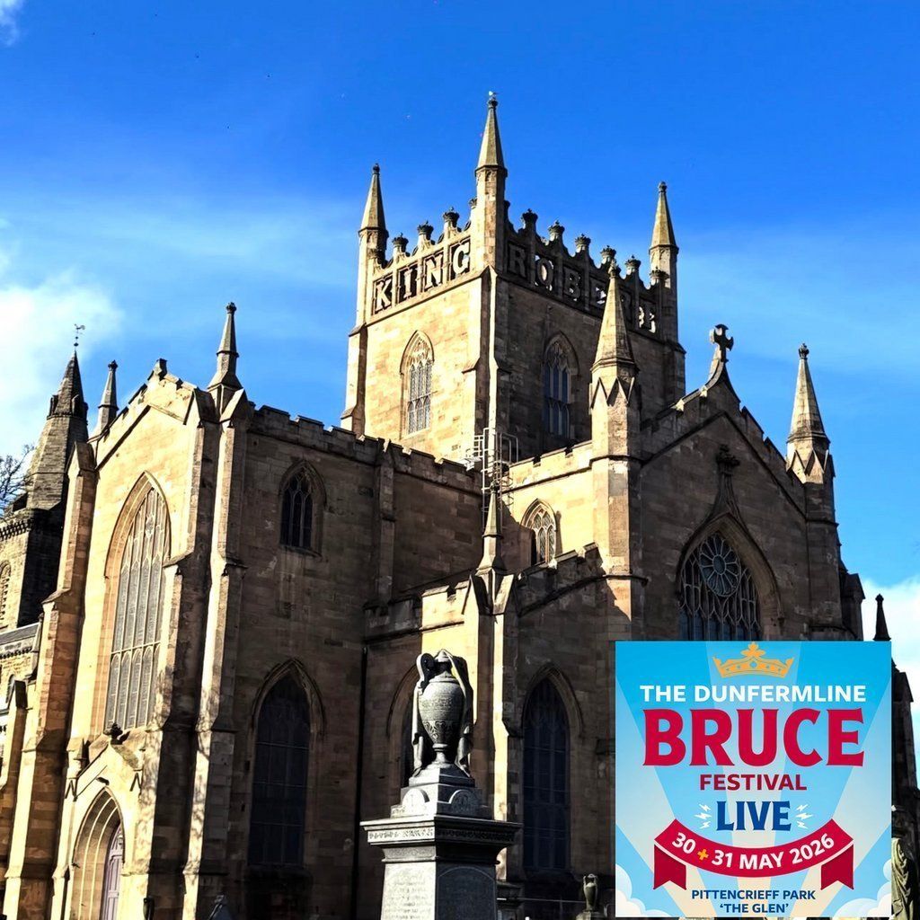 The Bruce Festival Live - Sunday, Pittencrieff Park, DUNFERMLINE, 31 ...
