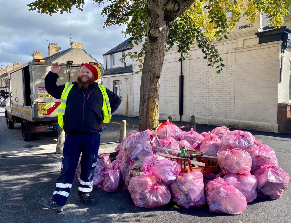 March Keep Grangetown Tidy Community Litterpick, Paget Street, Cardiff ...