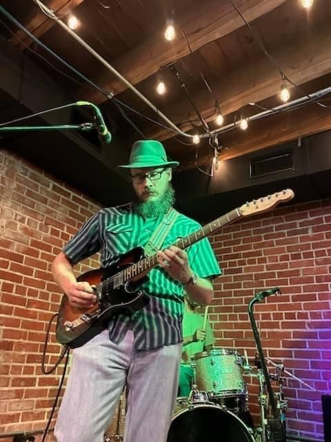 Music with Bob Marston + Kayjuns food truck, Rails and Ales, Leeds ...