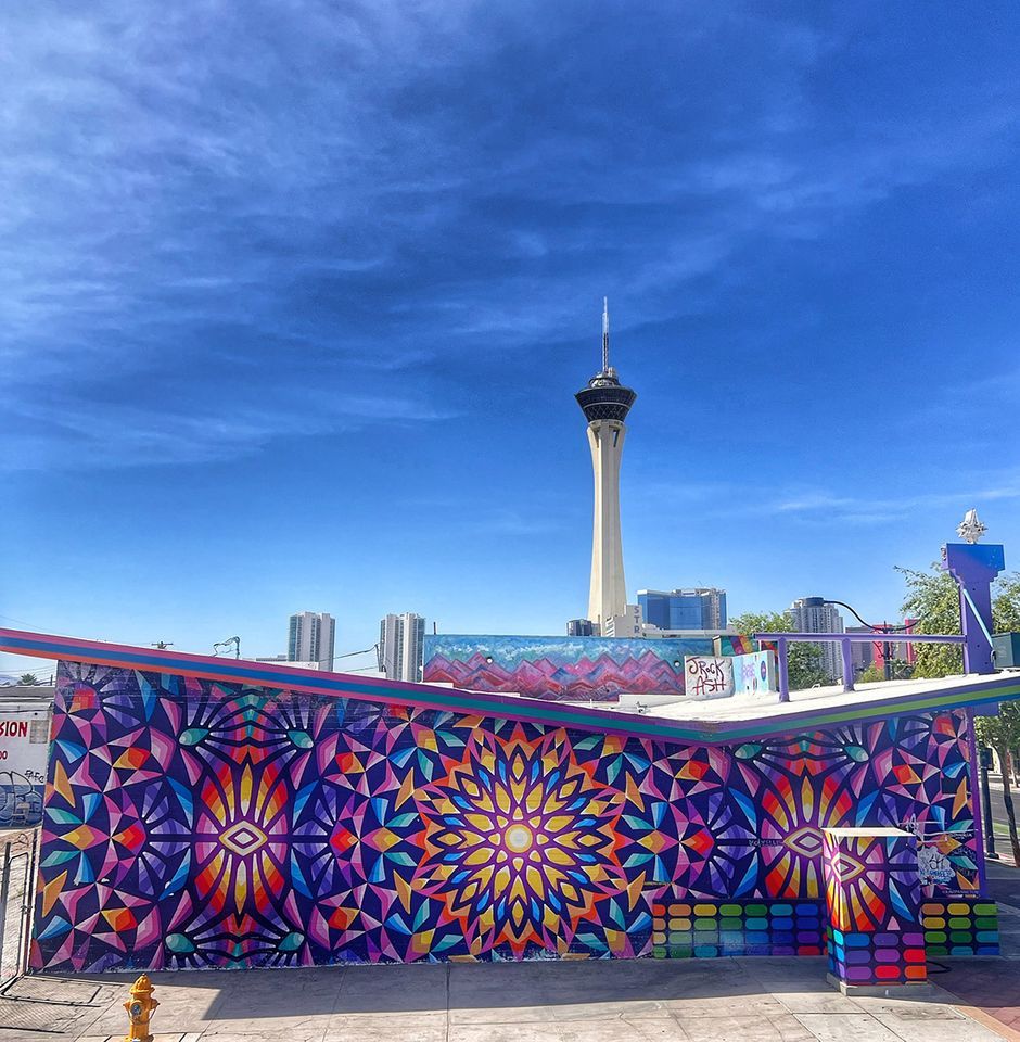 Art Vegas: The Arts District History Behind the Murals Bus Tour, 18b ...