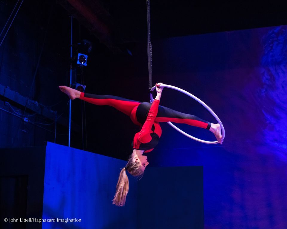 A Winter Circus Nutcase, Kinetic Arts Center, Oakland, December 11 2022 ...