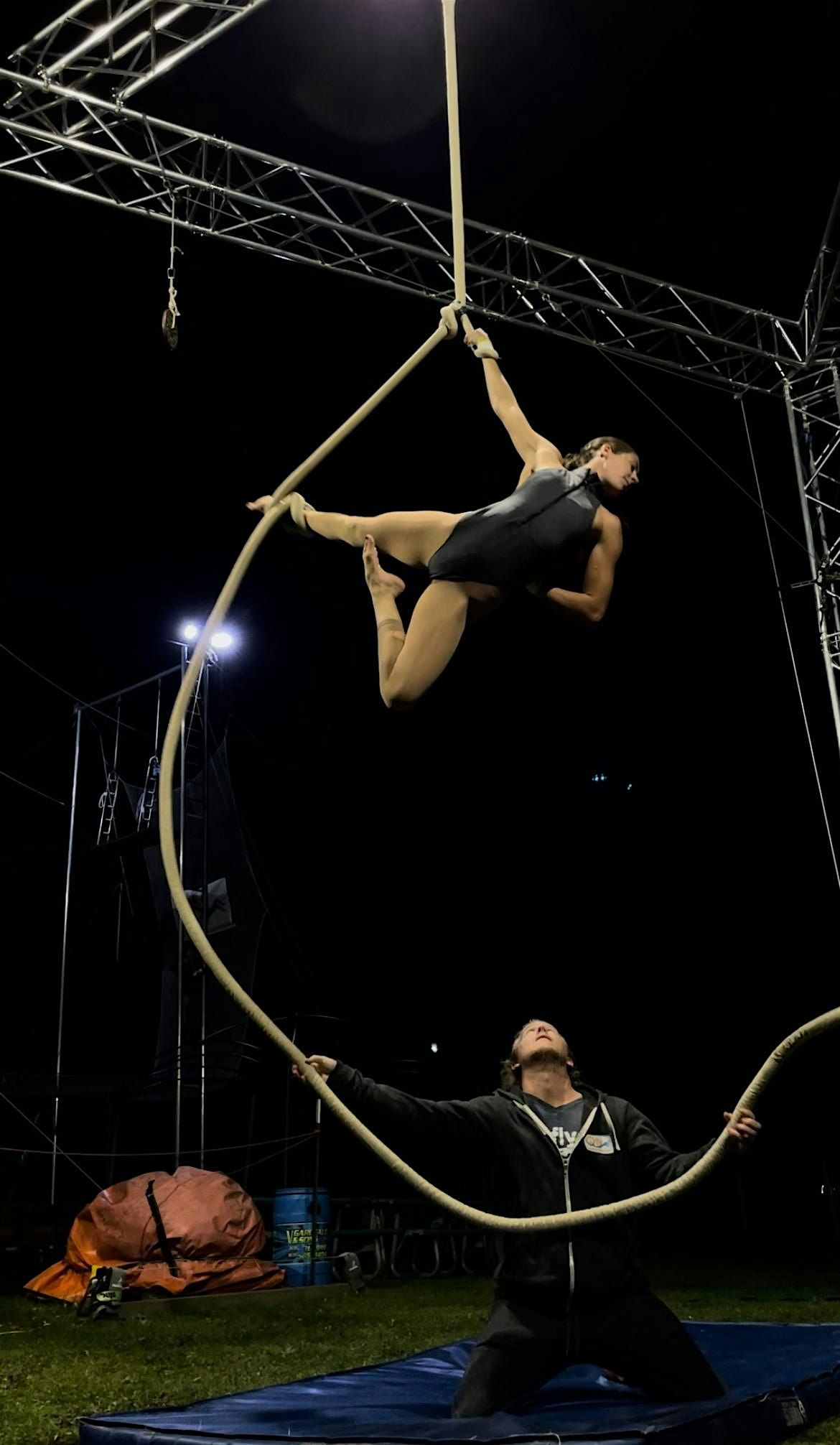 Flying Trapeze & Circus Arts Showcase - Circus Cabaret, I.FLY Trapeze ...