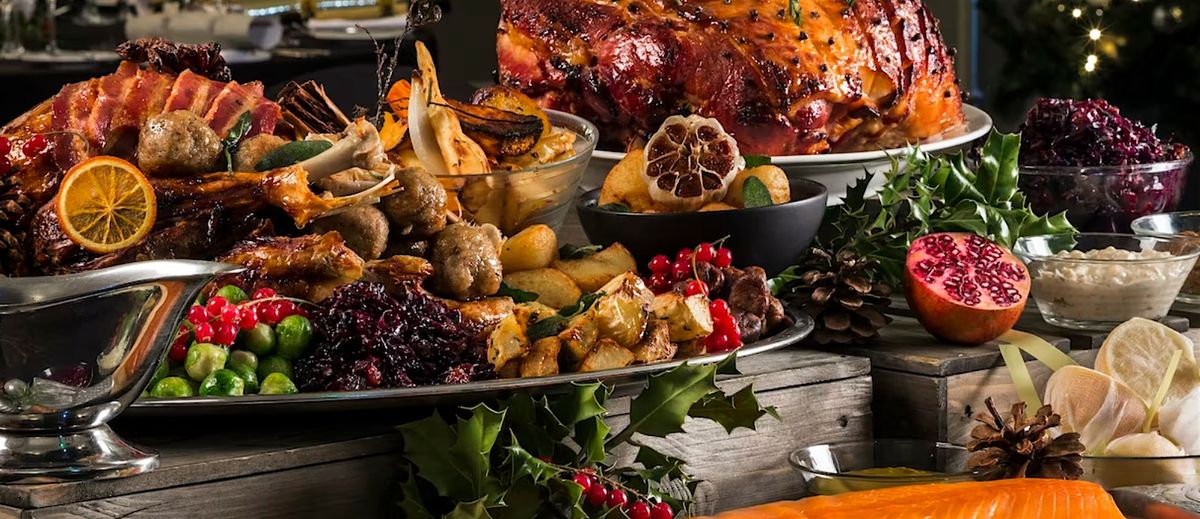 Boxing Day Carvery, Macdonald Hill Valley Hotel, Golf & Spa, Whitchurch ... Boxing Day Carvery, Macdonald Hill Valley Hotel, Golf & Spa, Whitchurch ...
