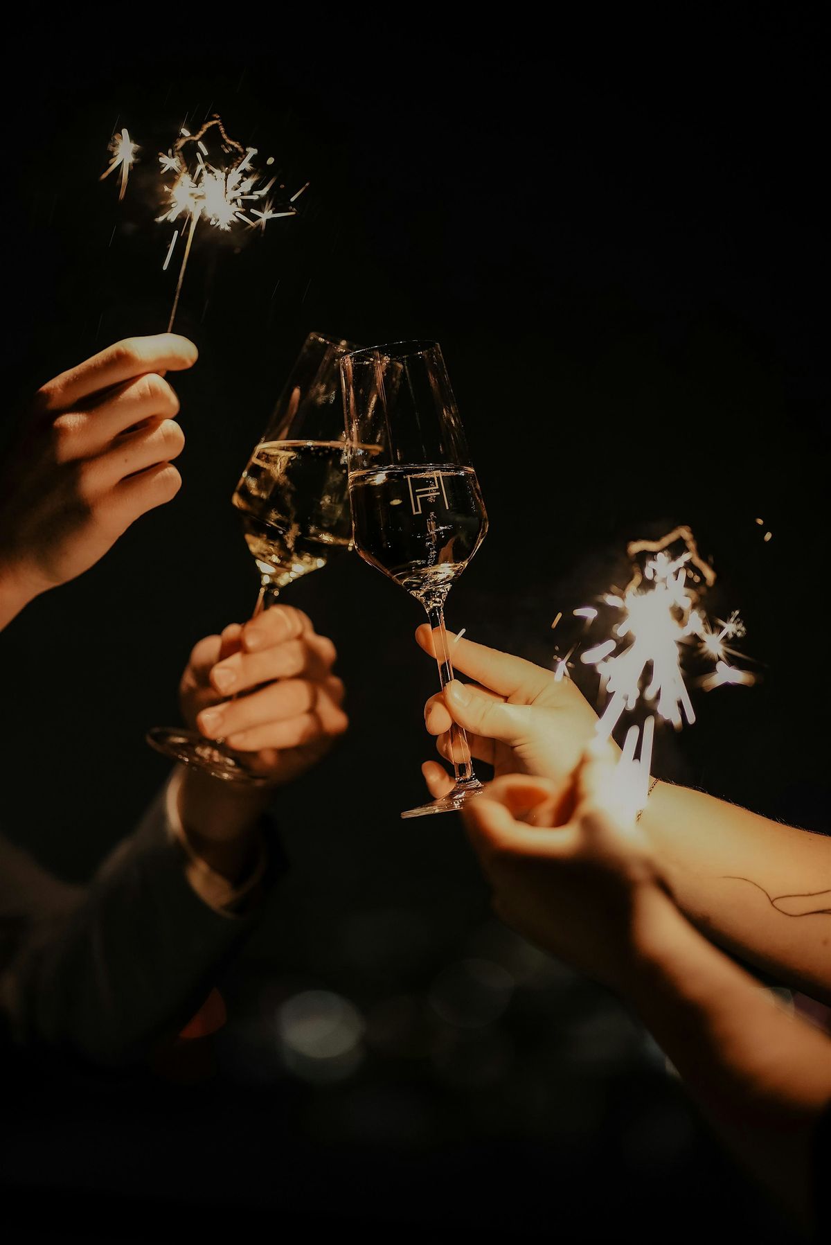 SILVESTER - Sparkling Hours in der HERITAGE BAR, HERITAGE Bar Hamburg ...