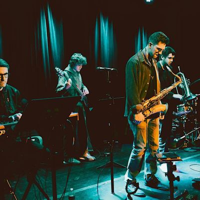 Seba Molnar featuring Debo Ray and Farayi Malek, Regattabar at The ...