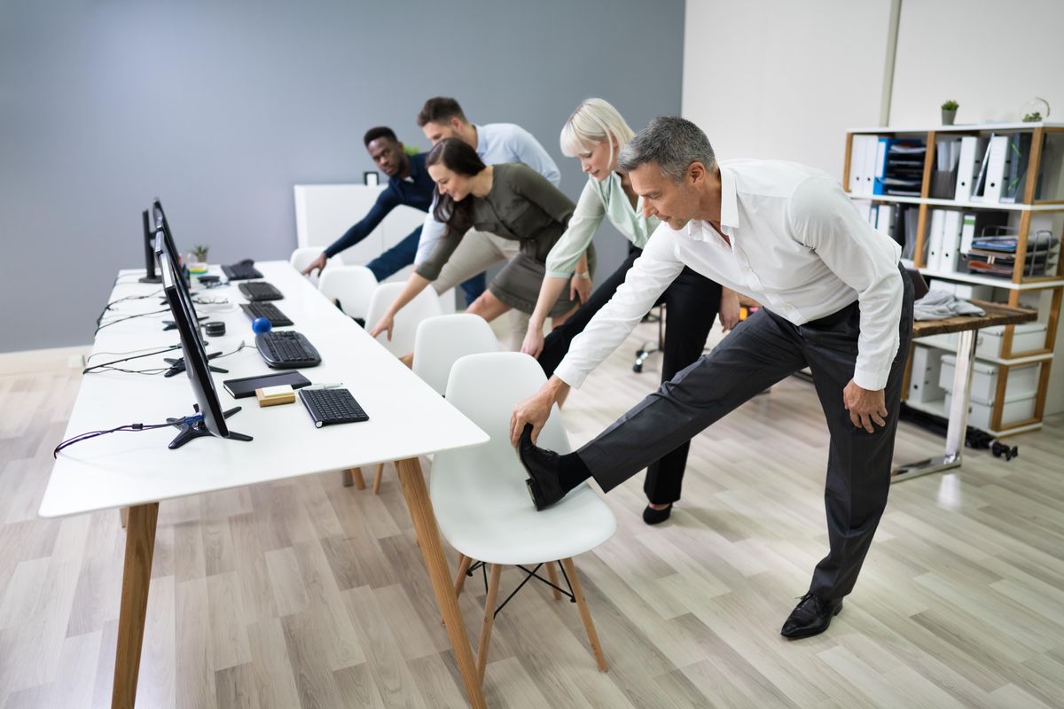 3 Steps to Reducing Knee Pain in the Workplace, April 6 2023 | Online ...