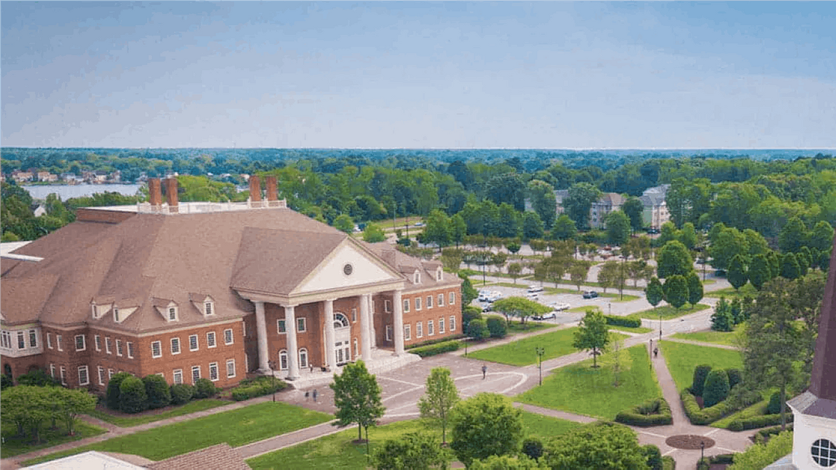 Regent University Virginia Logo
