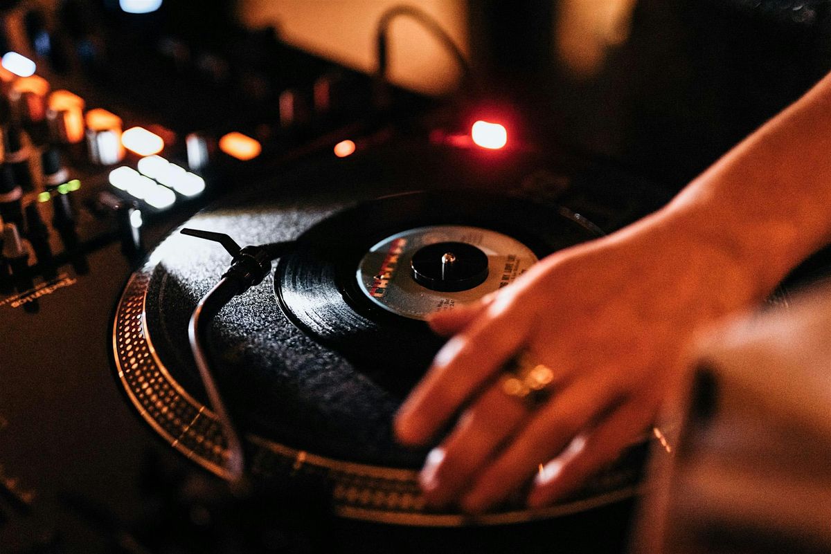 Tay All Day: A Swifties Listening Pool Party, Virgin Hotels New Orleans ...