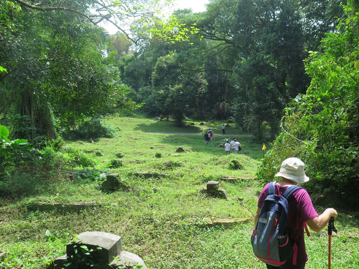 Bukit Brown Walking Tour, Marymount MRT Station (CC16), Bishan, 17 ...