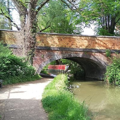 Lets Walk - Oxford to Wolvercote Village Circular Canalside Walk, Hythe ...