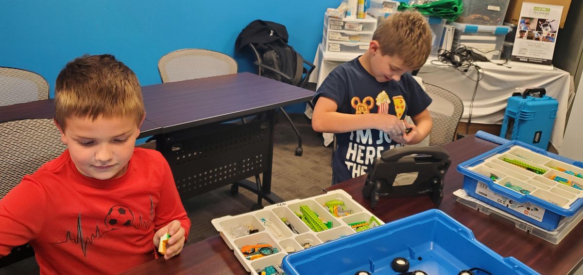 K-2nd Grade Robotics: Walking Snowman with LEGO WeDo, Innovation ...