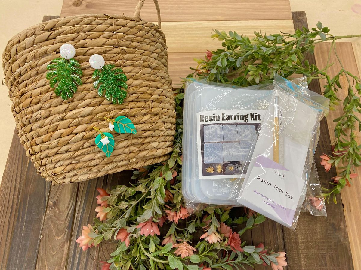 Multi-Mold Resin Earring Kit - Pearl City, HouseMart Ben Franklin ...