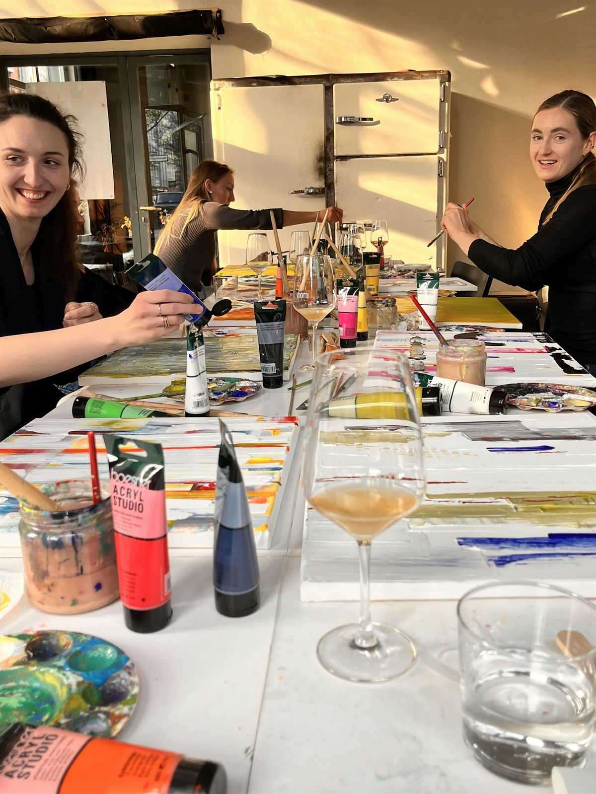 Painting Workshop: Reframe Your Story, Falckensteinstraße 46, Berlin, 6 ...