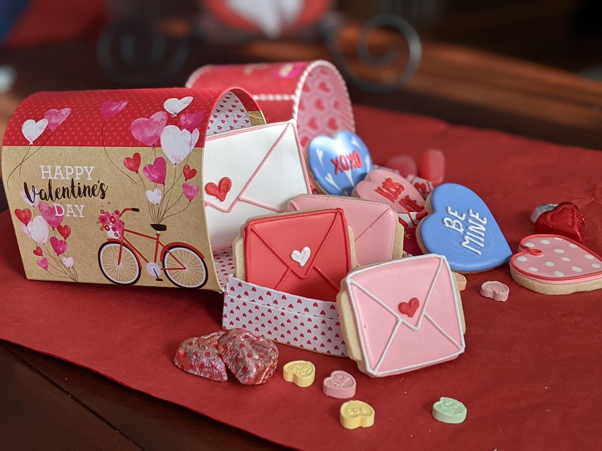 Make Your Own Valentine Cookie Mailbox Gift Set Workshop, The Stone ...