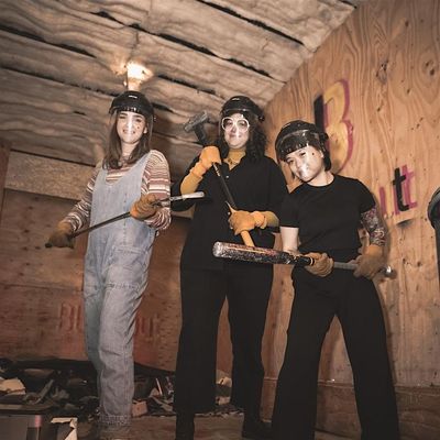 Blackout Rage Room: Mobile Pop-Up Smash Session, Iron Ox Brewing ...