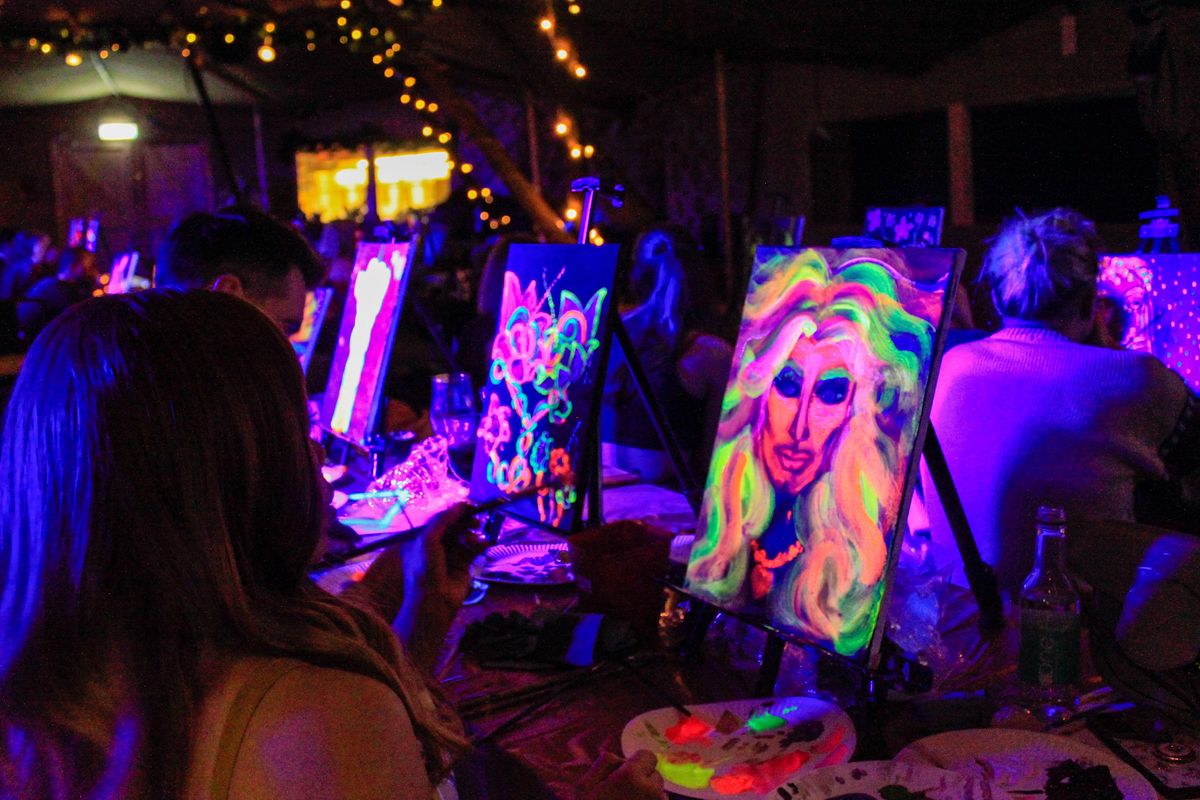UV Painting & UV Doodling, The Teepee on First Street, Manchester, 30 ...