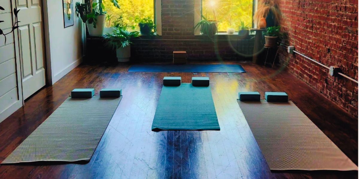 Sunrise Vinyasa Flow, KC Lymphatics and Yoga, Kansas City, 23 October ...