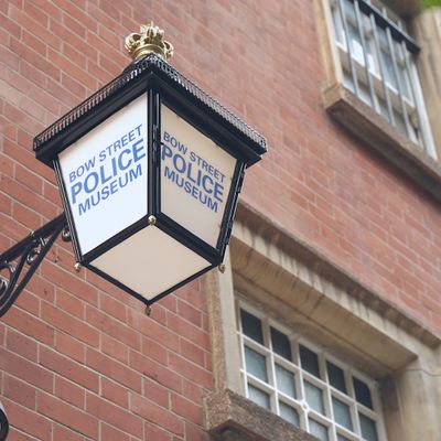 Bow Street Beginnings: Law and Order in Covent Garden by Vicki Pipe ...