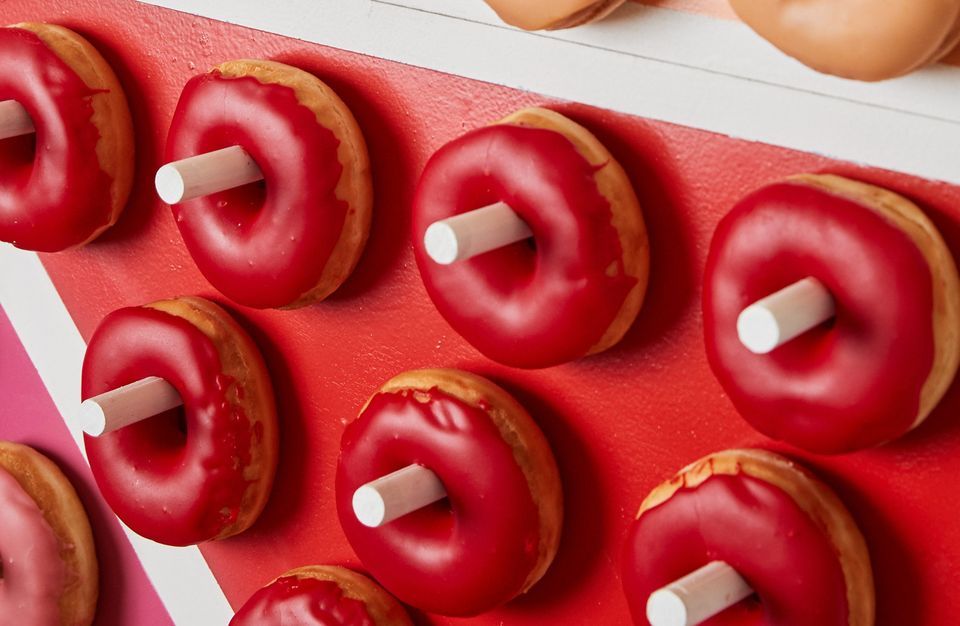 Donut decorating, Westfield Fountain Gate, Narre Warren, 23 March to 24 ...