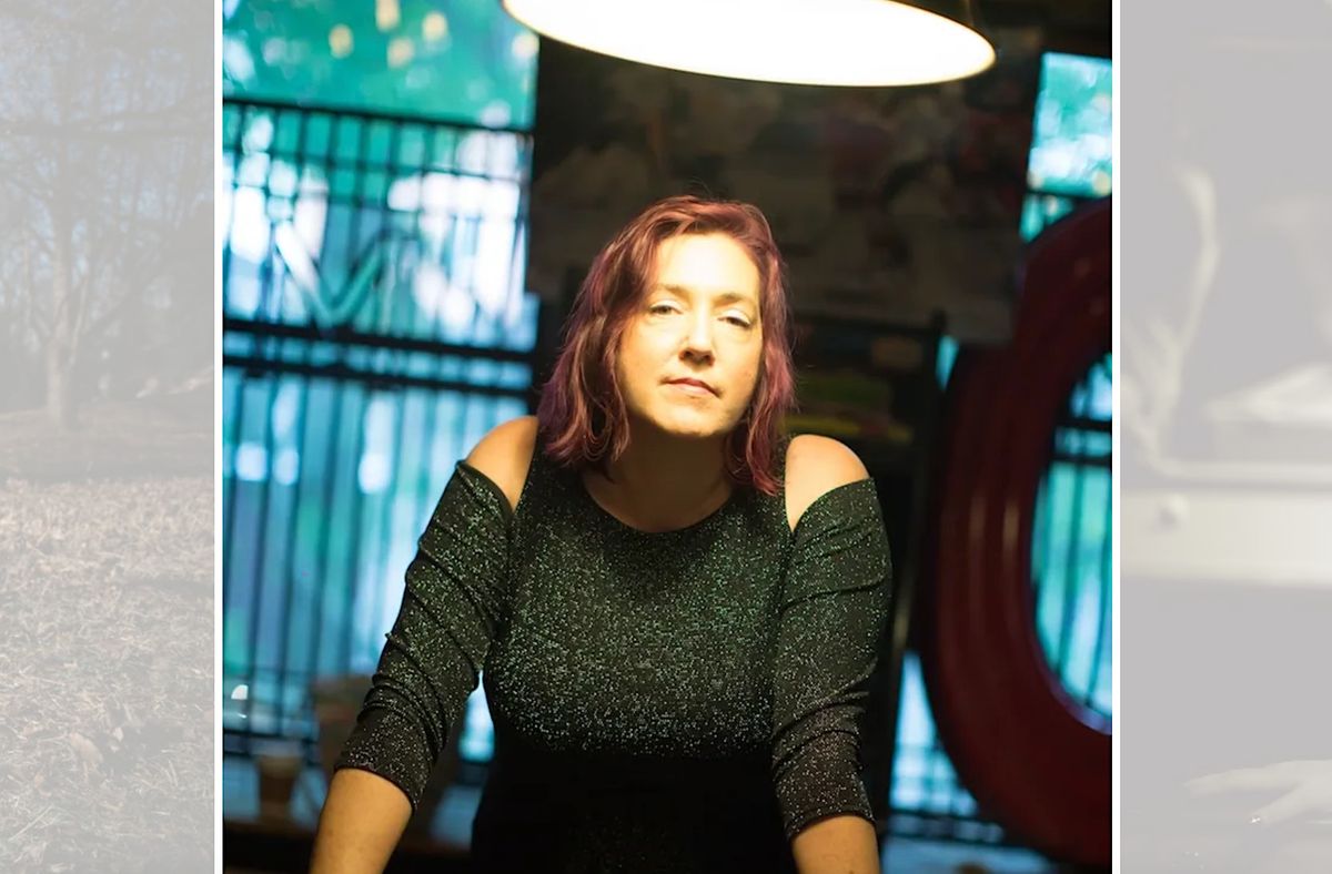 The Sarah White Band: Homecoming, The Batesville Market, 25 November ...