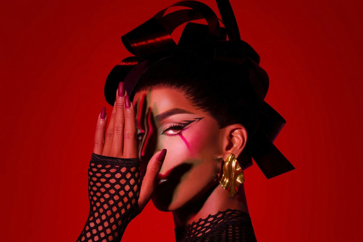 Bath & Body Nashville Pride Pool Party feat. Naomi Smalls — June 1st ...