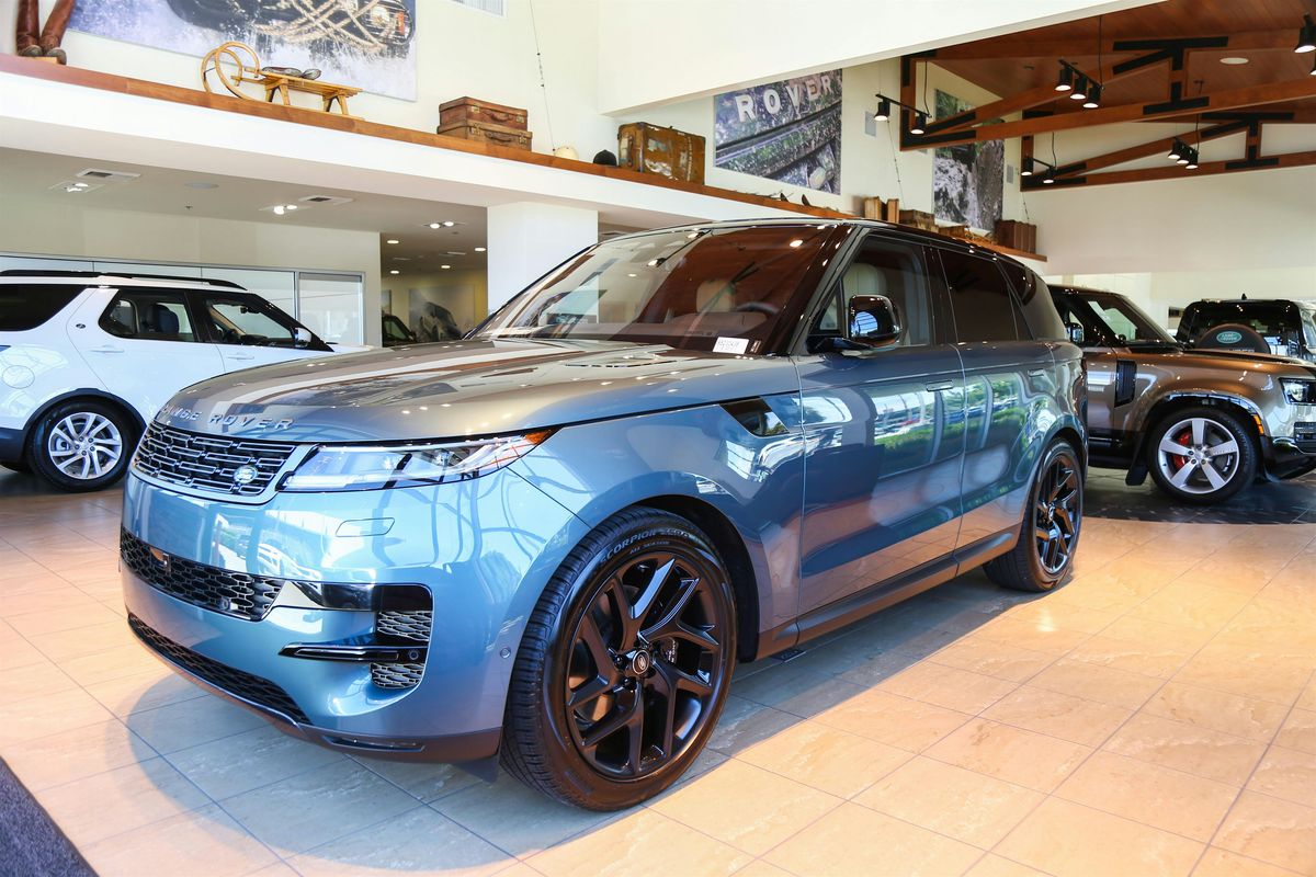 Drive The All-New Range Rover PHEV & Range Rover Sport Electric Hybrid ...