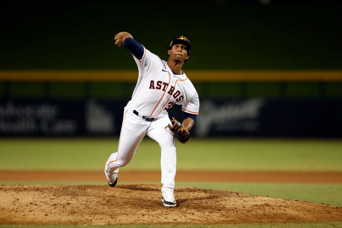 Glendale Desert Dogs vs. Mesa Solar Sox, Camelback Ranch Stadium ...