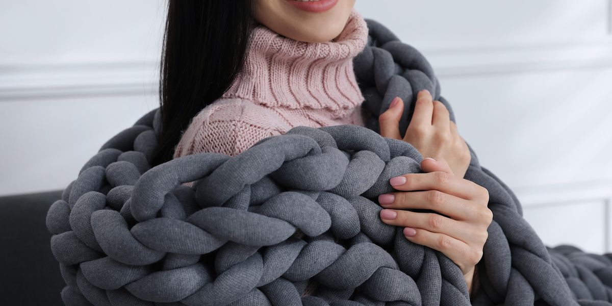 Knit a Cozy, Chunky Blanket With Your Arms - Online Sewing Class by ...