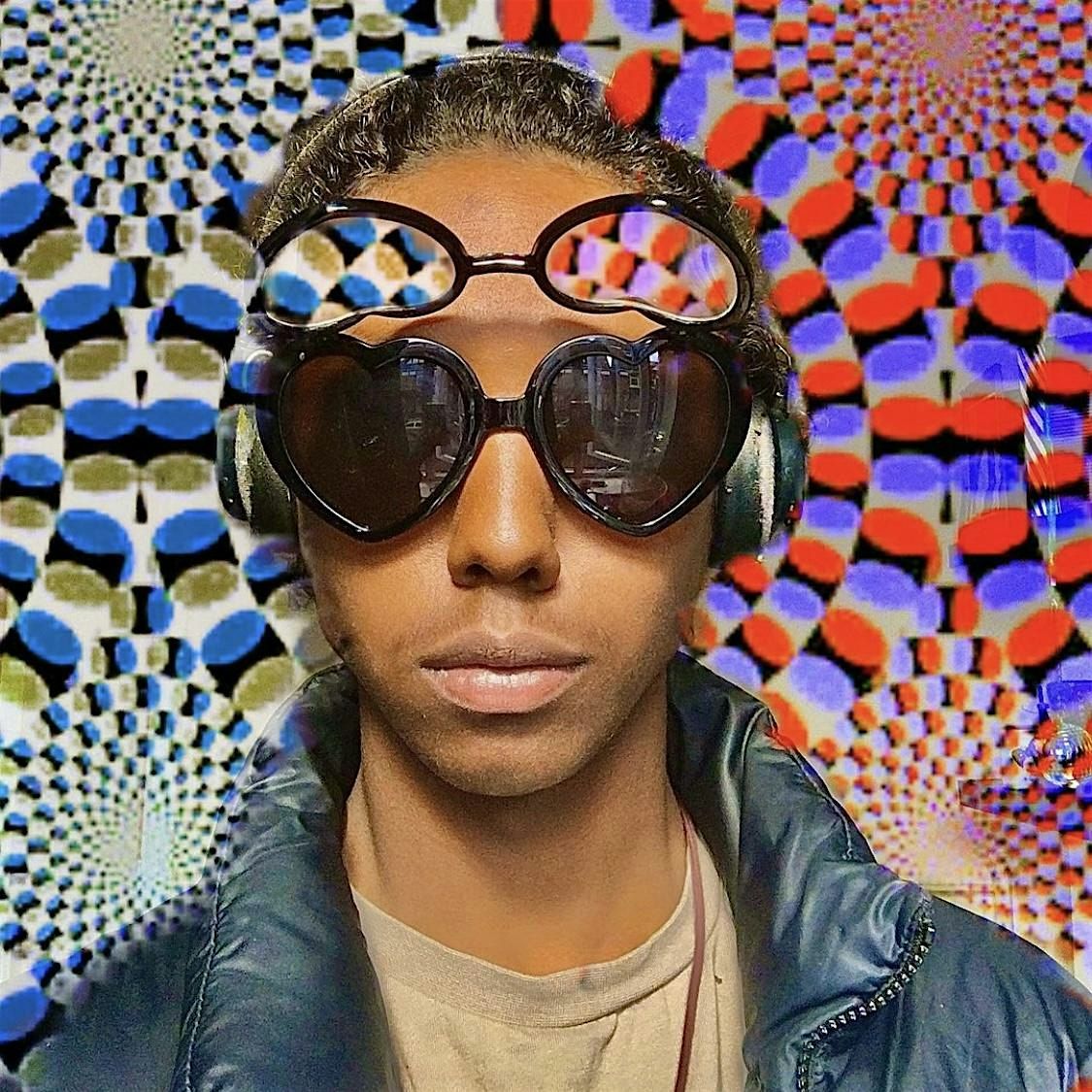 Experimental Art Workshop - mixed media, painting and mask-making, 231 ...