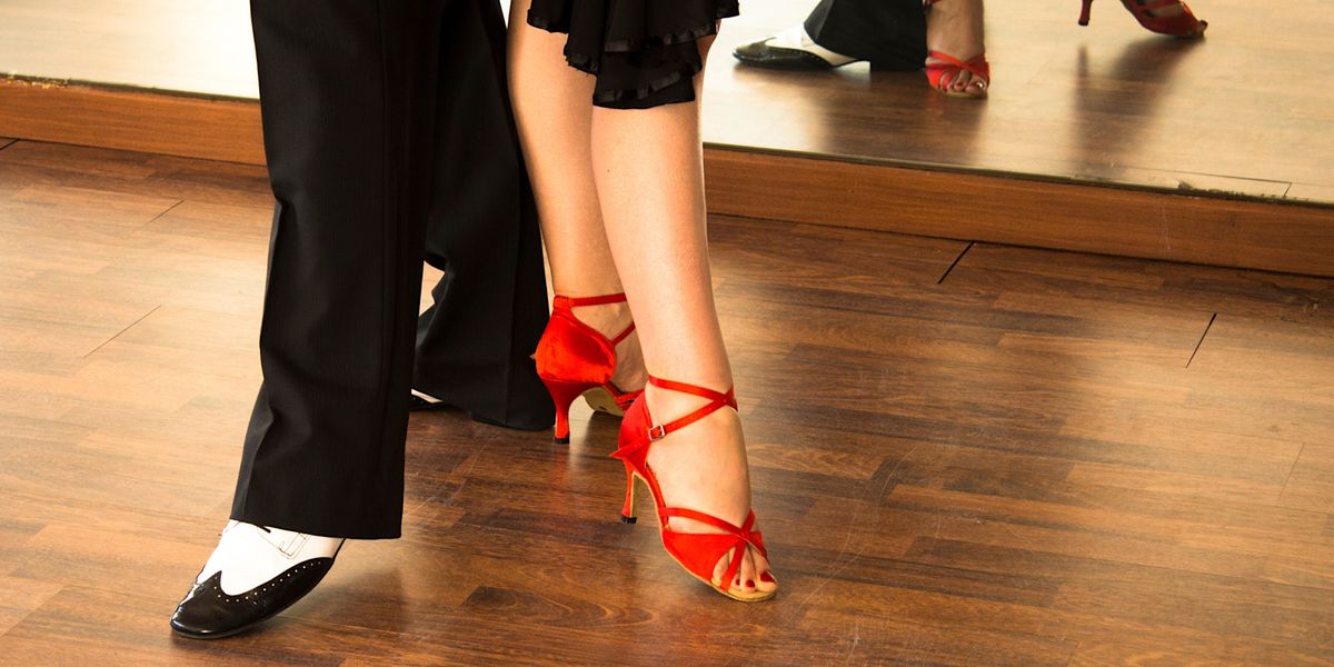 Five Private Salsa Or Bachata Lessons Dance Class By Classpop