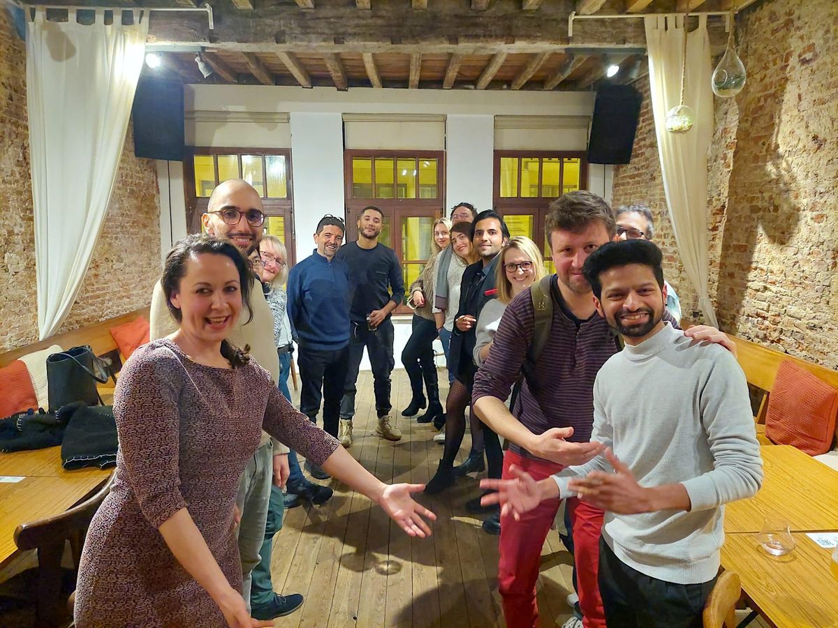 Meet, Mix & Mingle with new friends! (20-40/Ice Breakers/Hosted)BRU, La ...