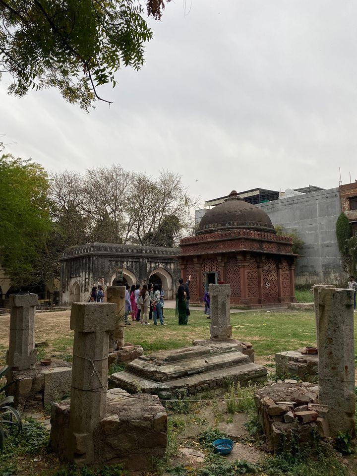 Heritage Walk at Dargah Hzt Yusuf Kattal and Satpula Dam , Khirki ...