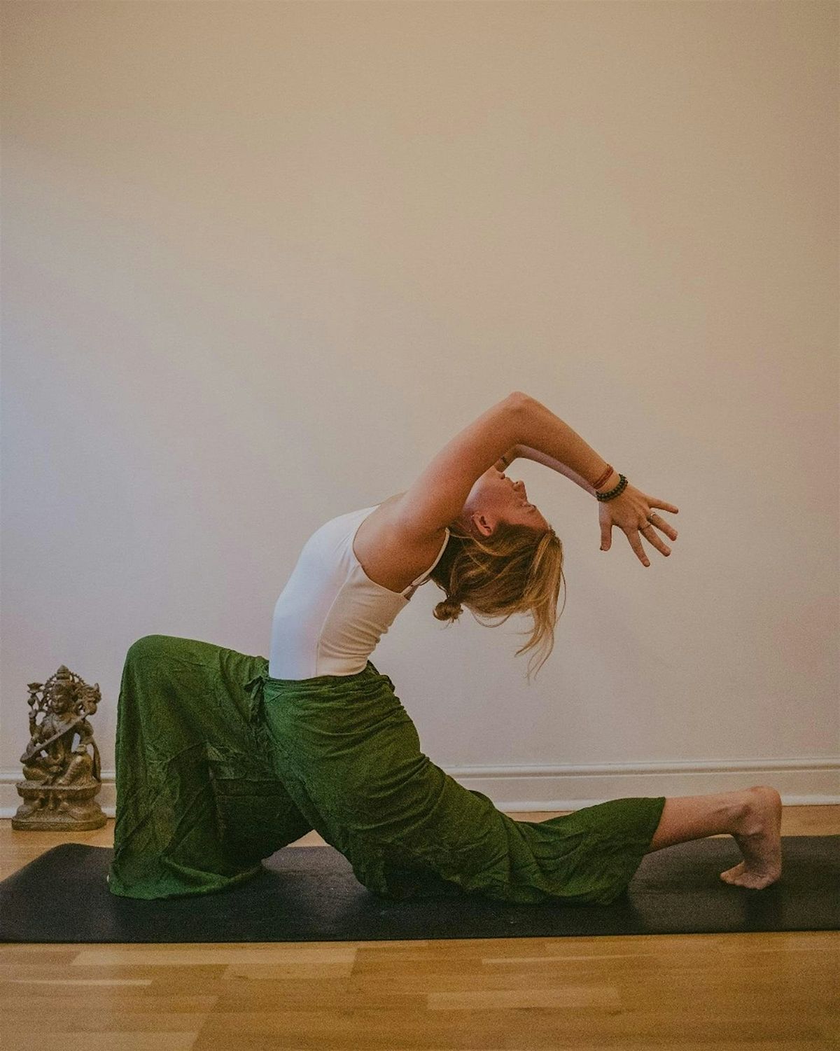 Hatha Vinyasa Yoga Class in Camden NW1, Self-Retreat Studio, London, 11 ...