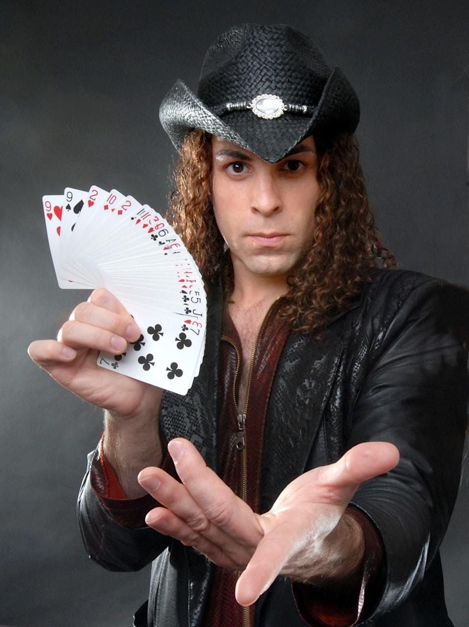 Mystify The Magic Show - Starring The Rock Star Of Magic David Ferrari ...