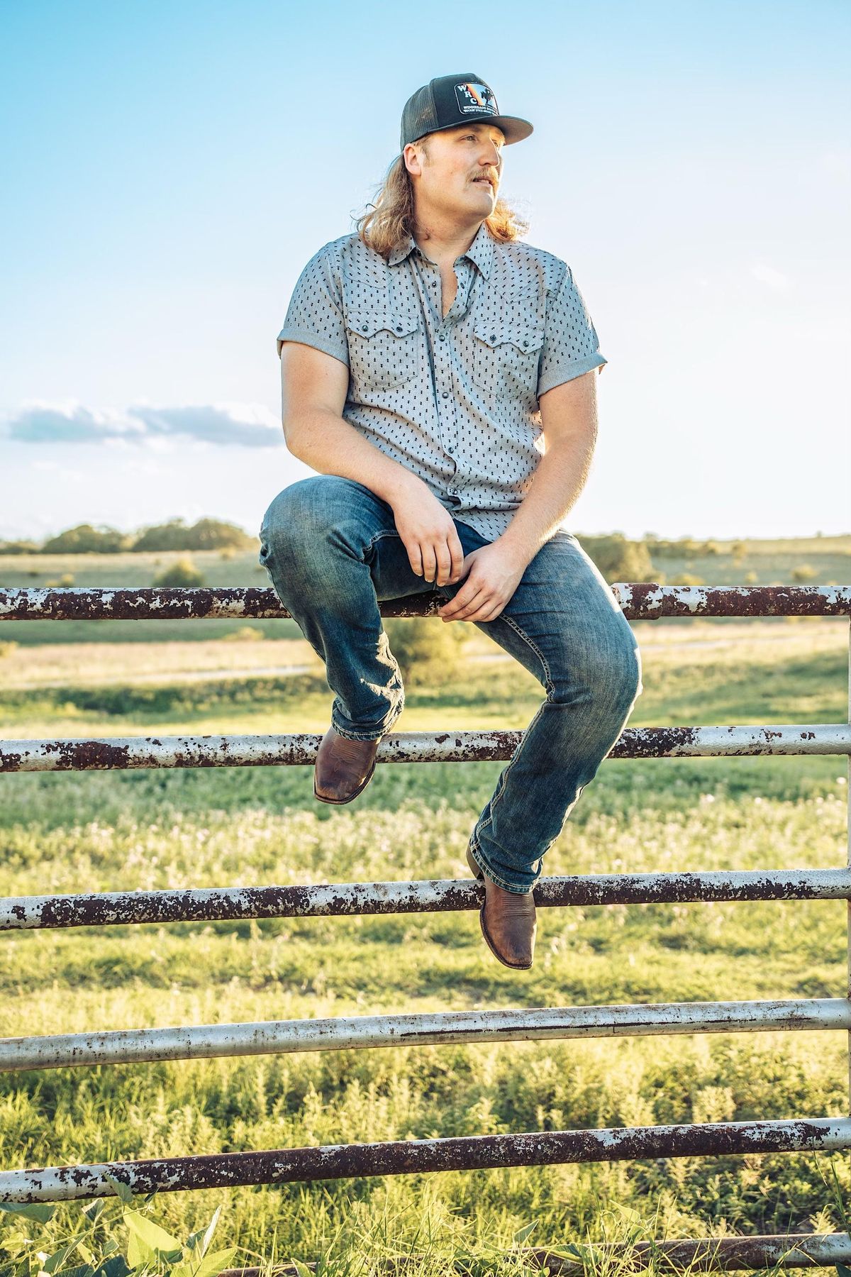 Brody Caster - TV Appearance, 715 Washington Ave, Waco, October 28 2022 ...