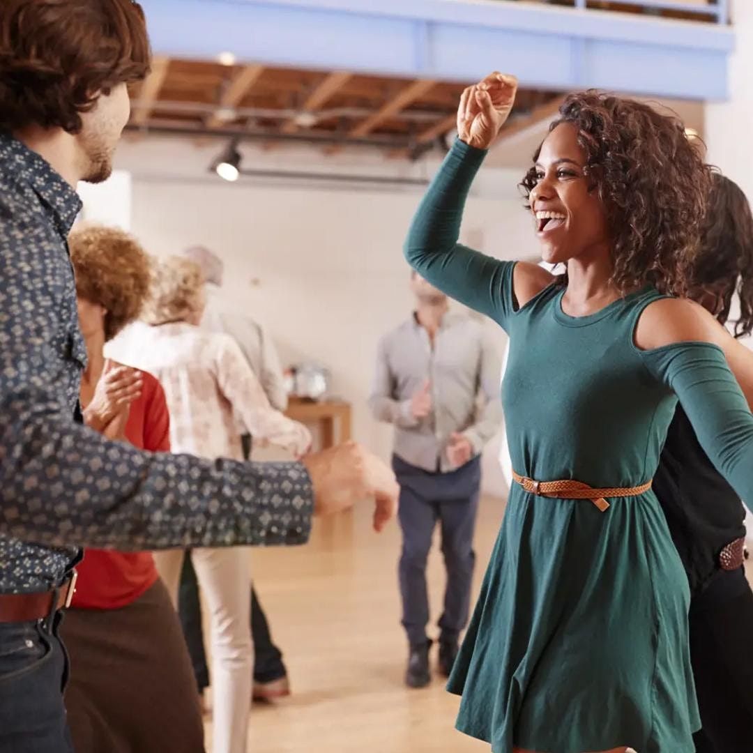 Intermediate Salsa Level Lessons at Tangueros Dance Studio, Tangueros ...