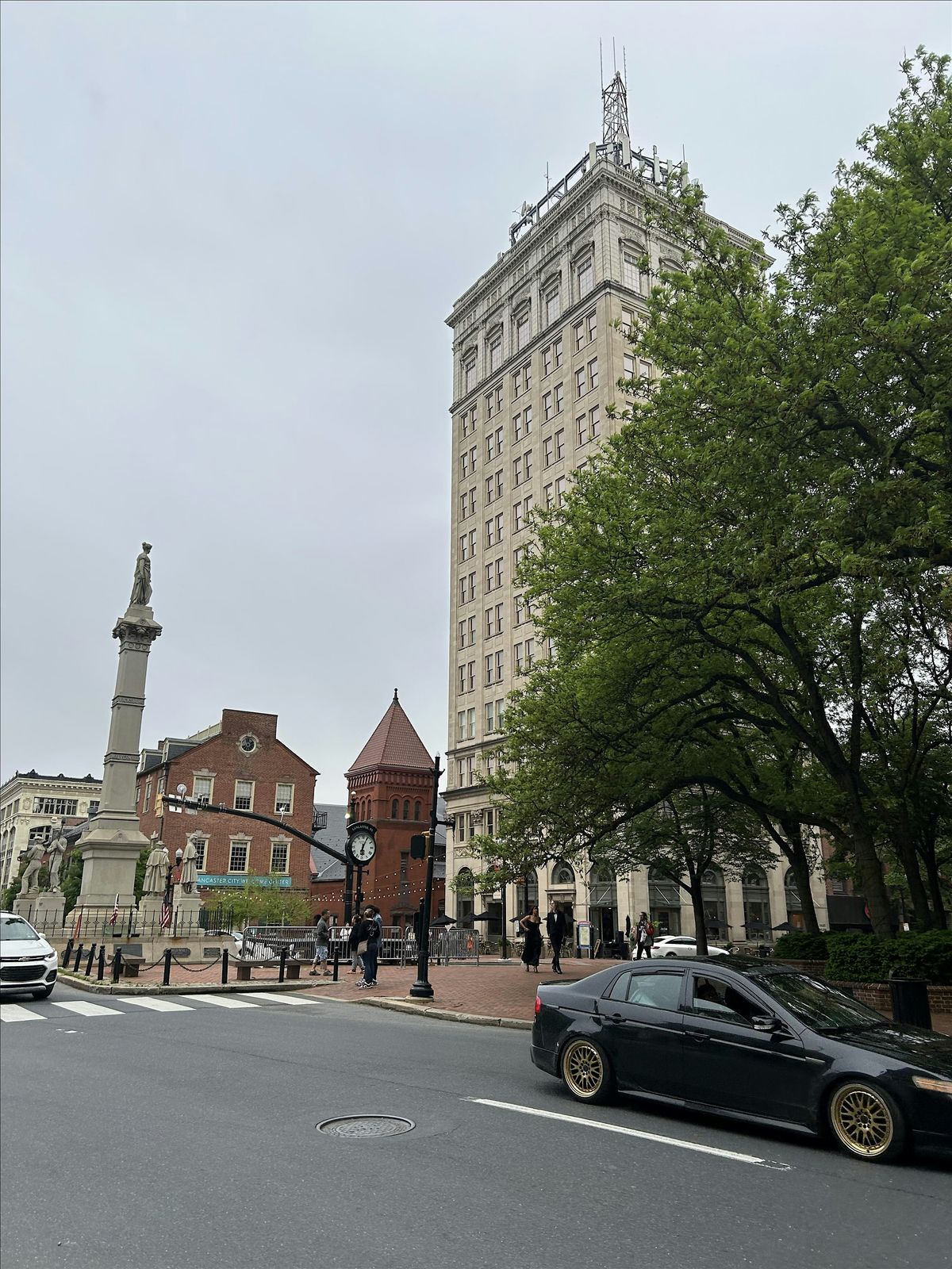 Sip N Stroll: Walkable Guided Tour of Lancaster’s Bar Scene, Lancaster ...