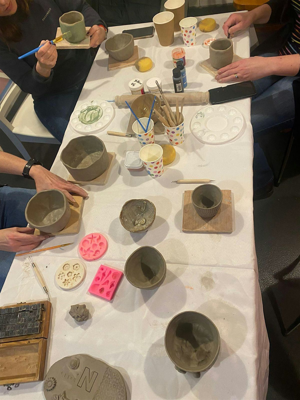 Handbuild a mug - Introduction to Pottery, Meanwhile House Cardiff, 23 ...