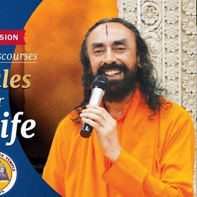 Life Transformation with Swami Mukundananda, Radha Krishna Temple of ...