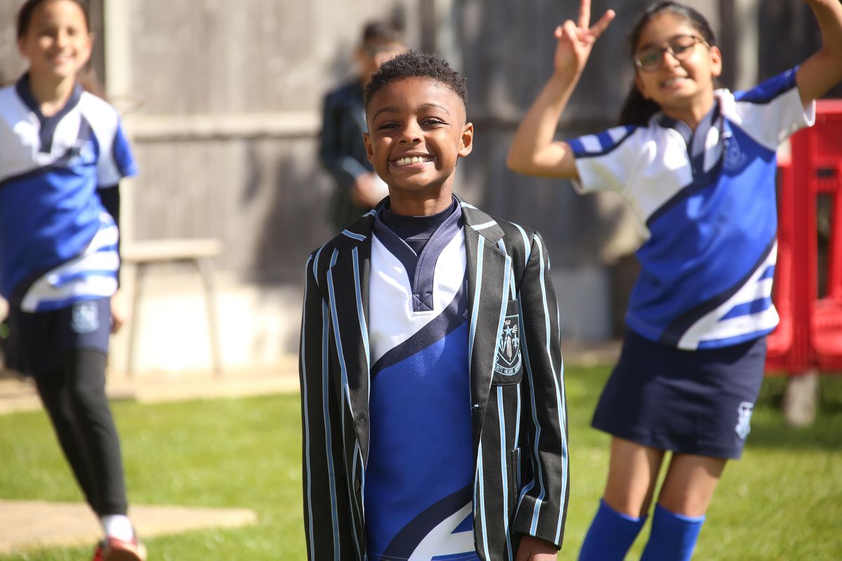 Quainton Hall School Meet the Headmaster — Year 3 to Year 5, Quainton ...