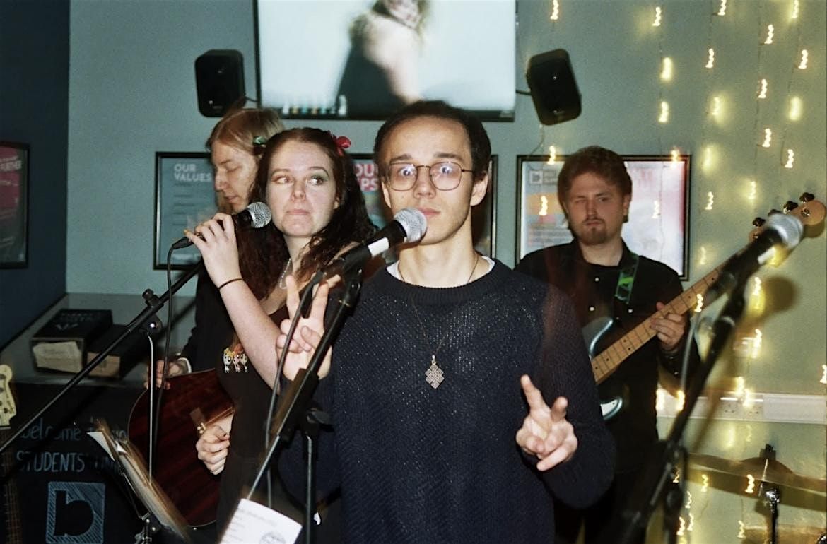 BUMS SUMMER SHOWCASE, Brighton Electric Studios, Brighton and Hove, 14 ...