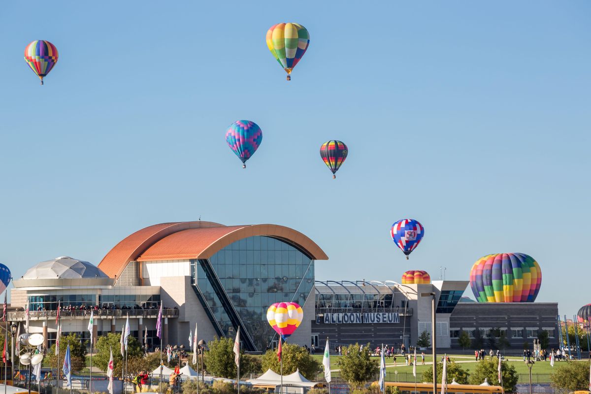 Balloon Fiesta Viewing and Dining at the Balloon Museum, Anderson ... Balloon Fiesta Viewing and Dining at the Balloon Museum, Anderson ...