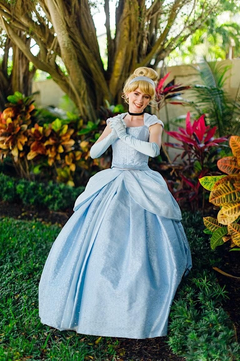 The Happy Princess Club: Cinderellas Enchanted Adventure, Grandview ...