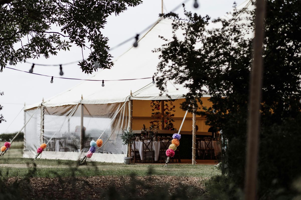 Hawthorn Grove Outdoor Wedding Venue Showcase with Country Tipis ...